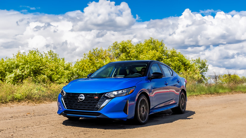 Nissan Sentra vs Honda Civic: ¿Cuál es mejor para financiar y cómo leer ...